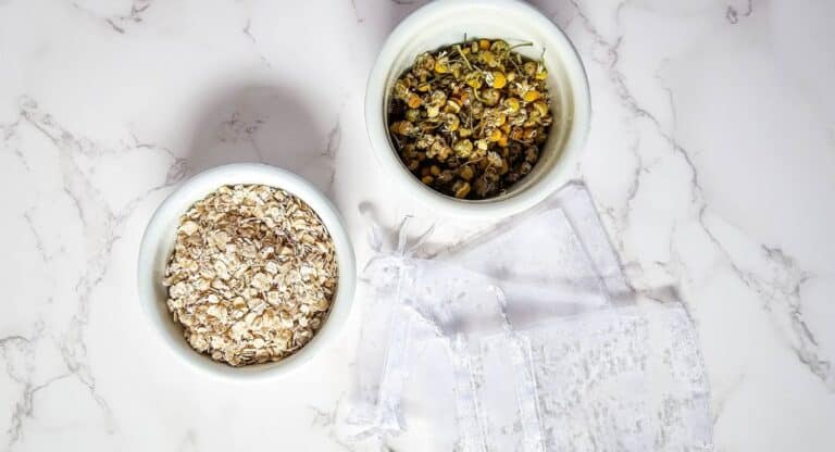 Simple DIY Oatmeal Bath: A Step by Step Guide to Soft Skin